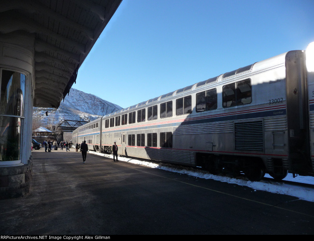 AMTK 33002 Westbound